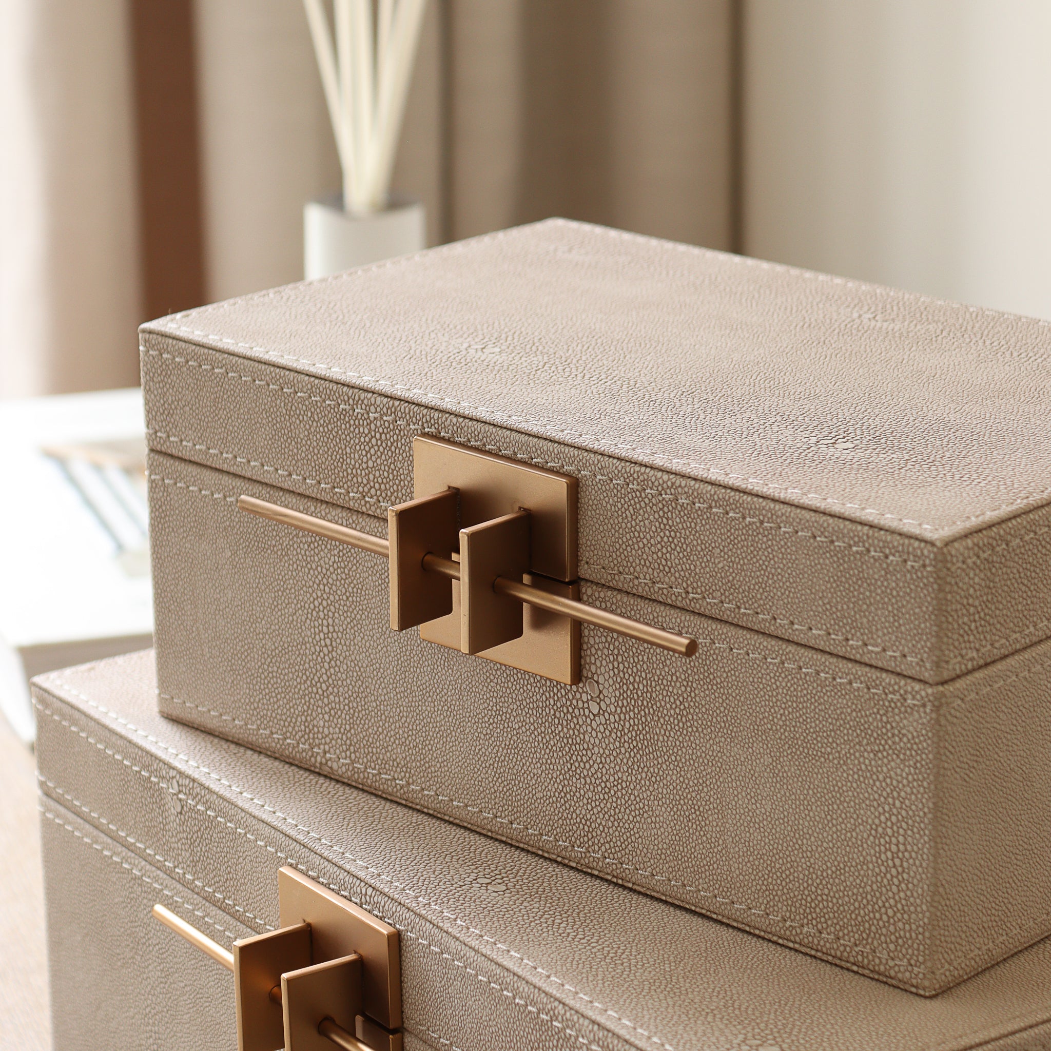 Faux Shagreen Ivory Storage Box With Handle - Marquis & Dawe