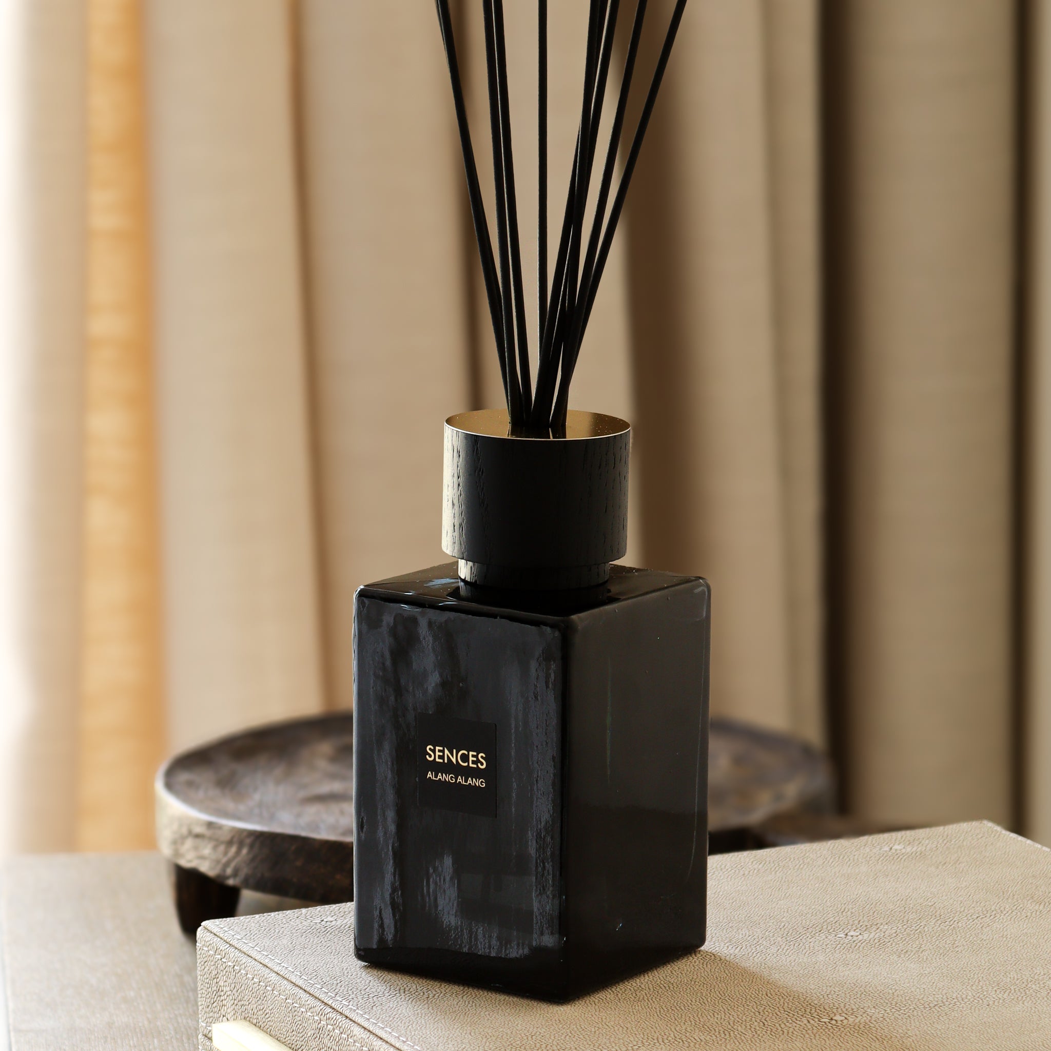 Large Onyx Alang Alang Reed Diffuser - Marquis & Dawe