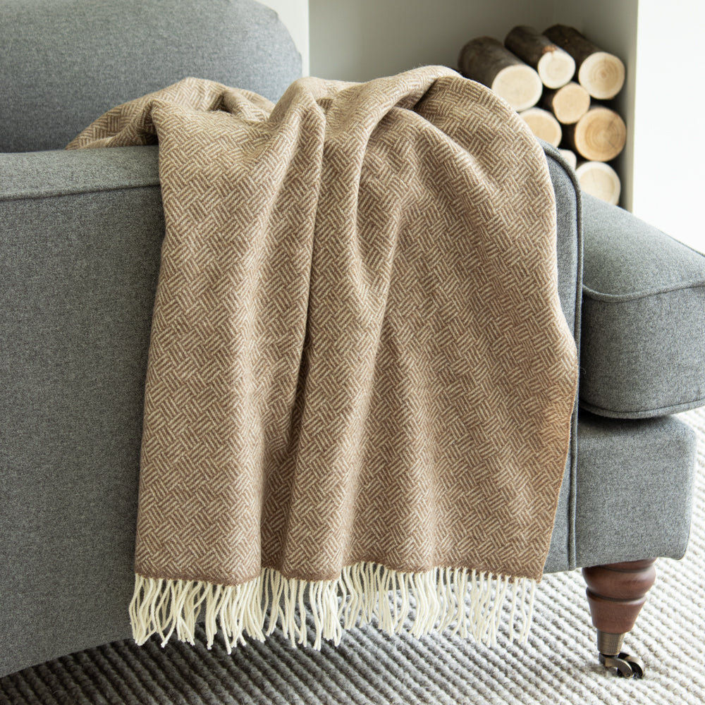 Walnut Brown Merino Lambswool Throw - Marquis & Dawe